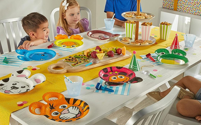 Hefty Zoo Pals Plates Are Now Back! | Free Stuff Finder