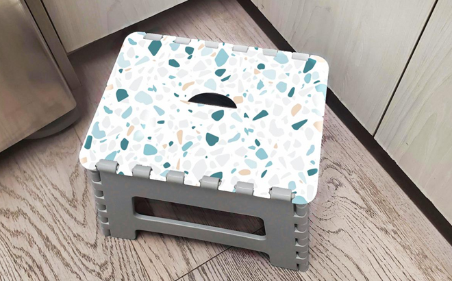 Collapsing Step Stools 2-Pack for $16 at HSN | Free Stuff Finder